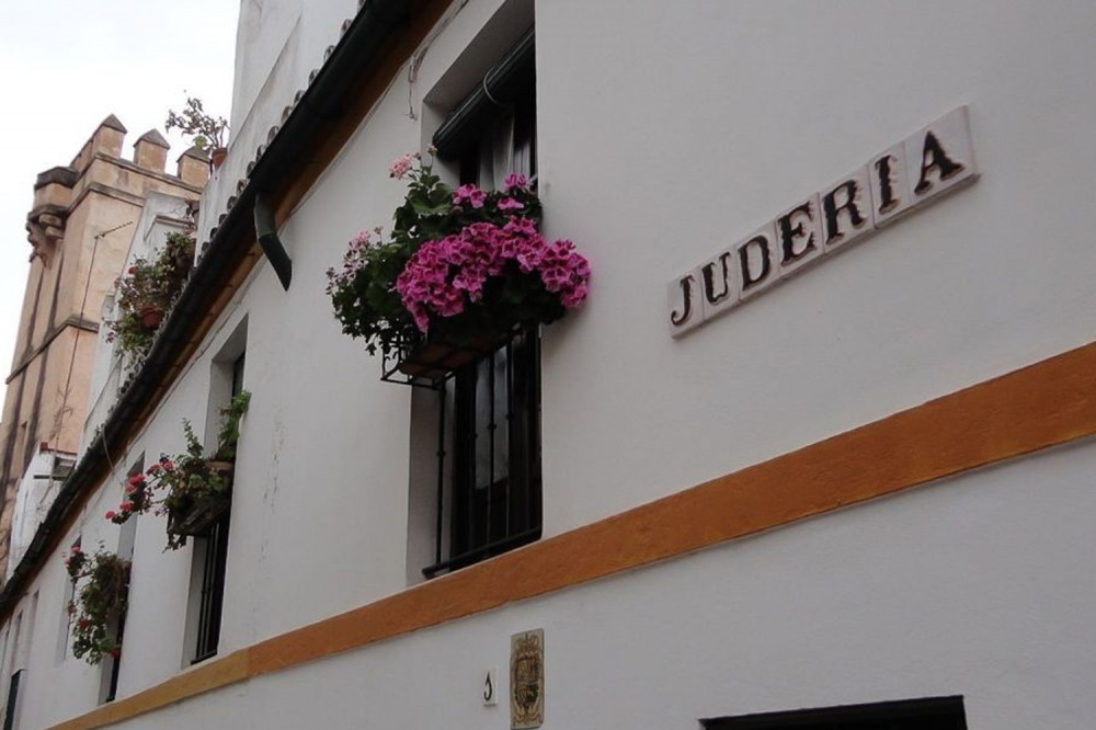 Private Enchanted Seville Evening Walking Tour (Spanish) - Seville ...