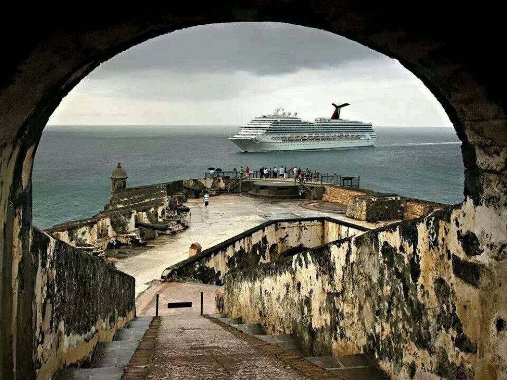 Old San Juan Historical Walking Tour - San Juan | Project Expedition