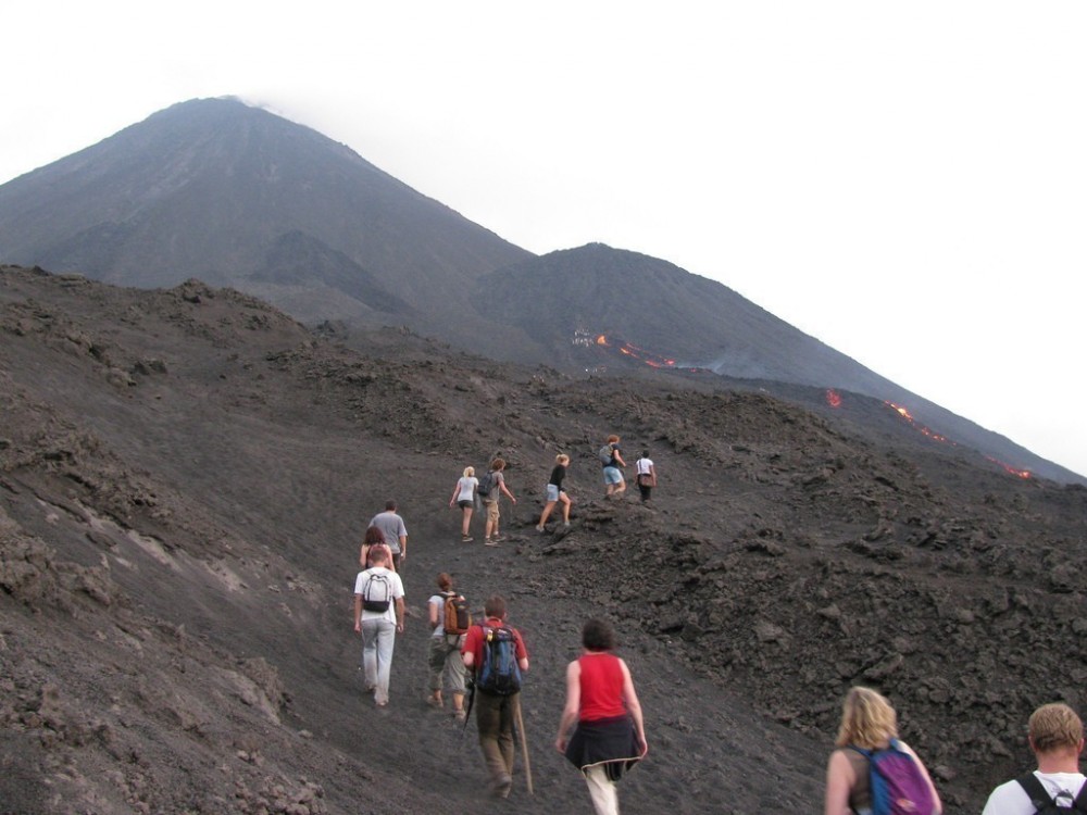 Pacaya Volcano | Sights & Attractions - Project Expedition