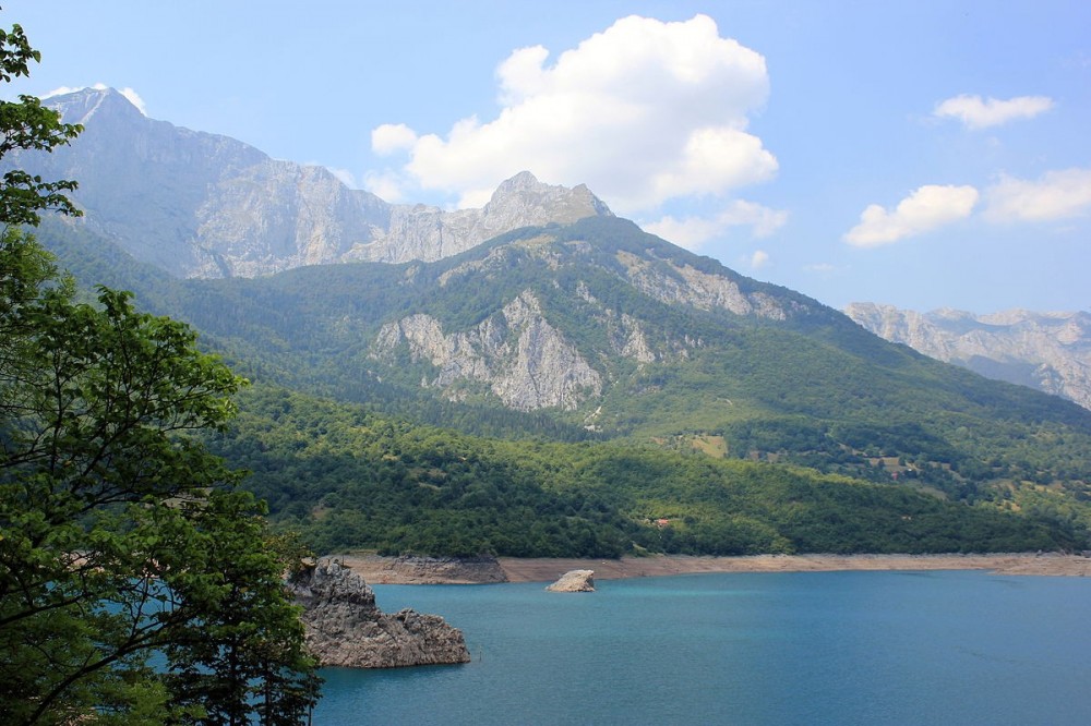 Lake Piva Sights & Attractions - Project Expedition