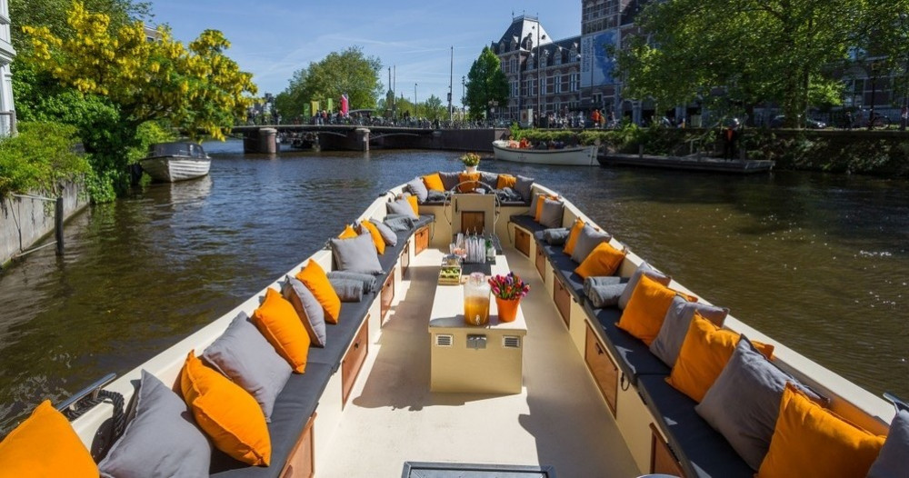 Private Open-Air Boat Rental w. Skipper - Amsterdam | Project Expedition