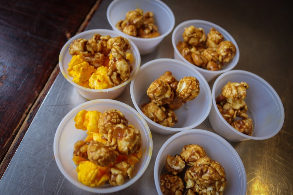 Small Group Chicago Secret Food Tour - Chicago | Project Expedition