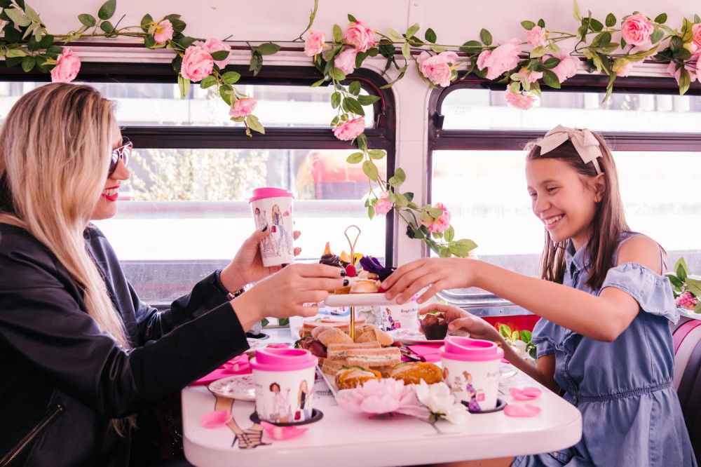 Brigit's Afternoon Tea Bus Tour - London | Project Expedition