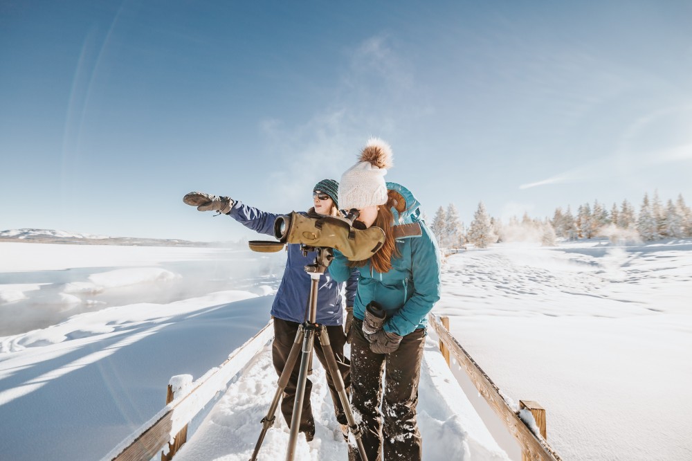 Yellowstone: Private Winter Snowcoach Tour - Jackson | Project Expedition