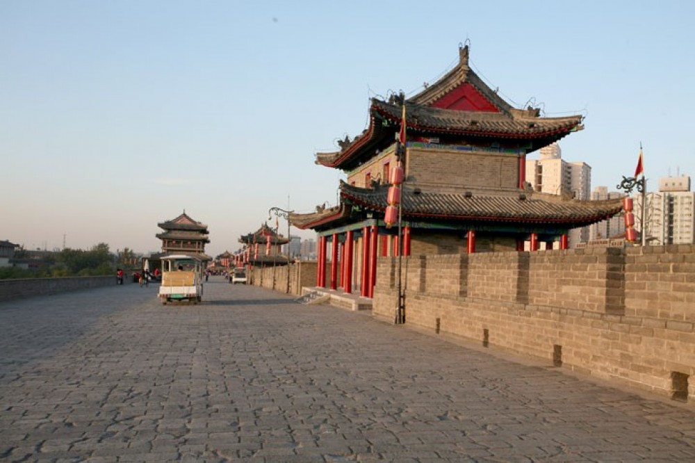 Private Xi'an Day Tour of Terracotta Army and City Wall - Xi'an ...