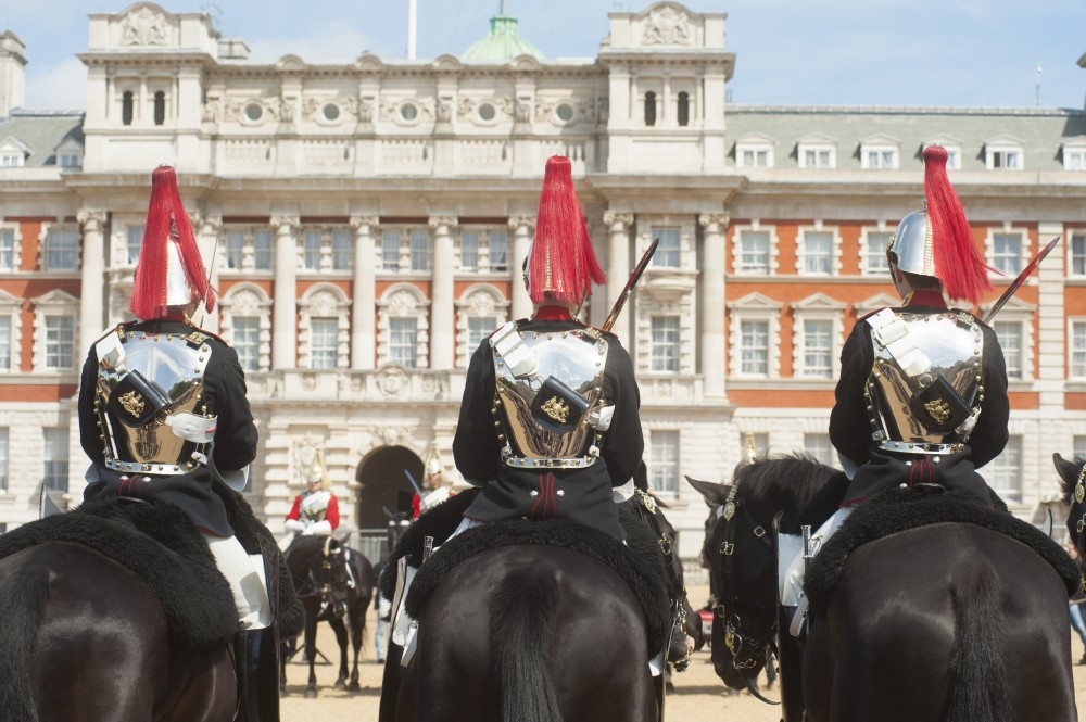 Changing of The Guard Guided Walking Tour - London | Project Expedition