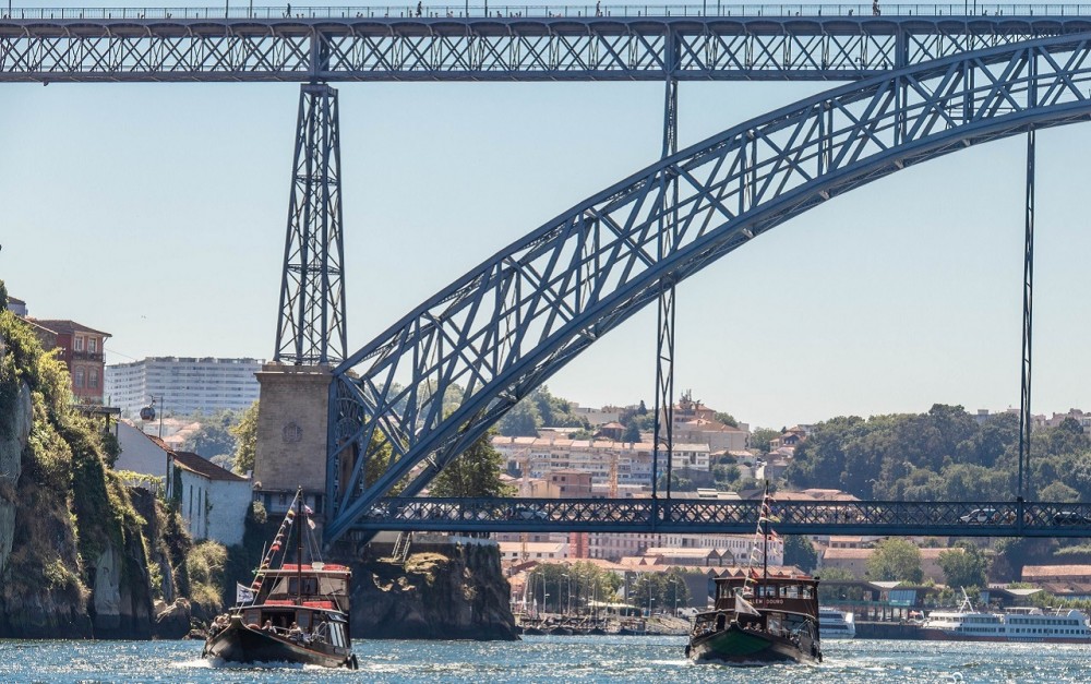 Porto Six Bridges Cruise in Douro River - Porto | Project Expedition