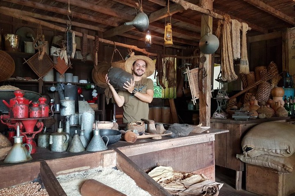 Visit to Amazon Rubber Museum - Manaus | Project Expedition