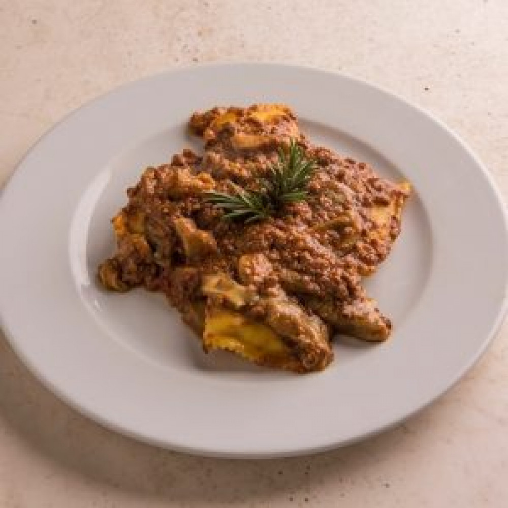 Florence Local Traditional Food Tour - Eat, Learn and have fun with a ...