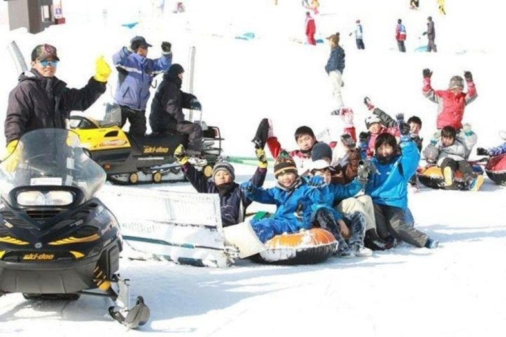 Snow Activities In Takayama: Skiing, Snow Bording, Snowshoeing, Etc. - Takayama | Project Expedition
