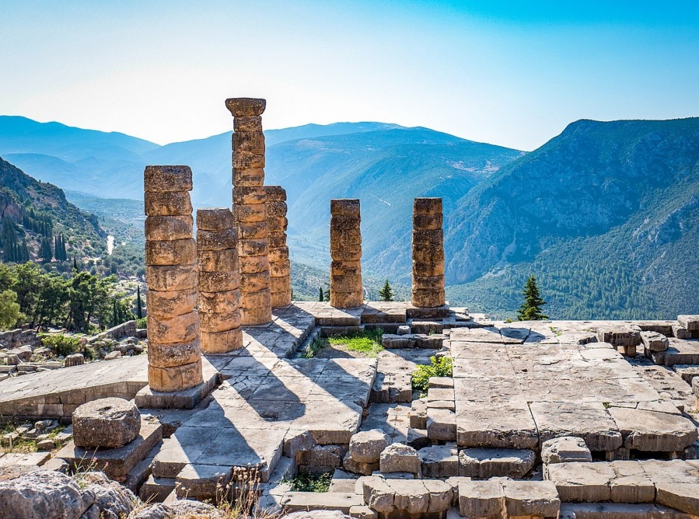 Temple Of Apollo Delphi Sights Attractions Project Expedition