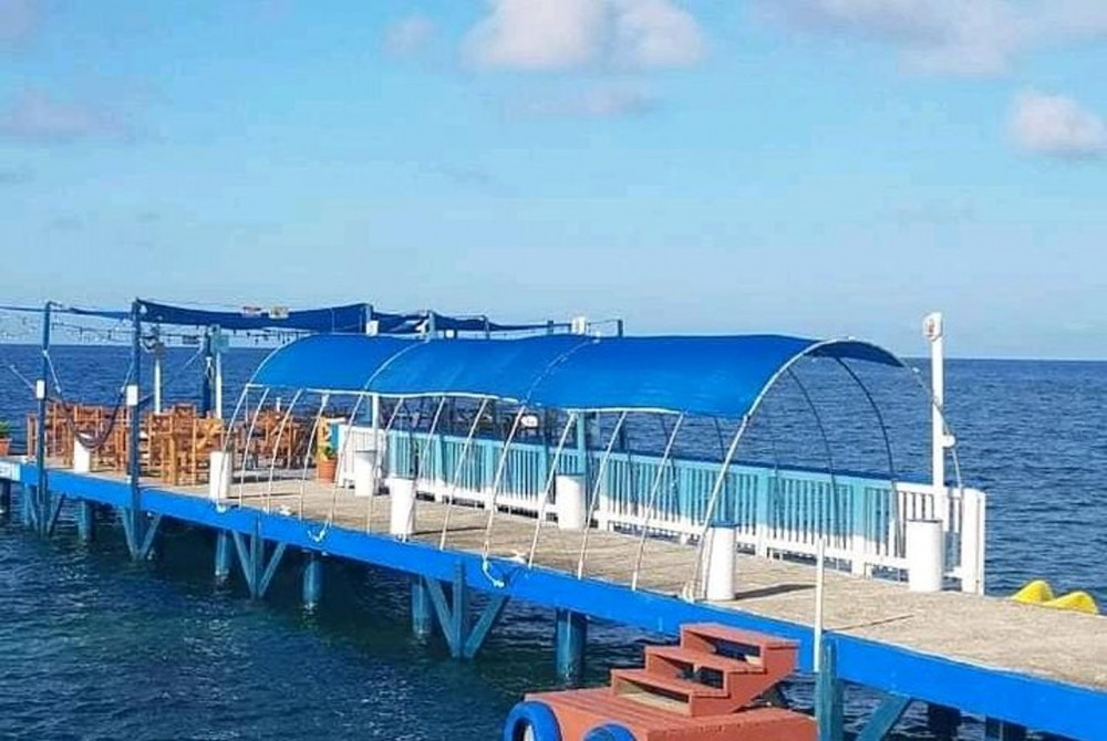 Roatan Sun And Fun Beach Break - Coxen Hole / Mahogany Bay | Project ...