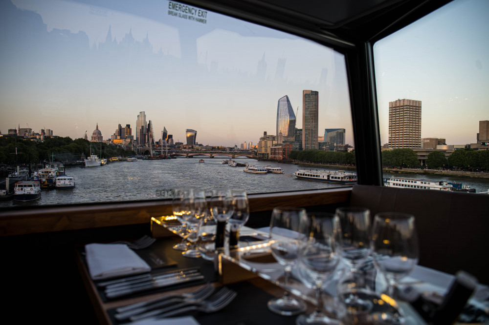 Bustronome Dinner - Luxury Authentic Restaurant Experience - London ...