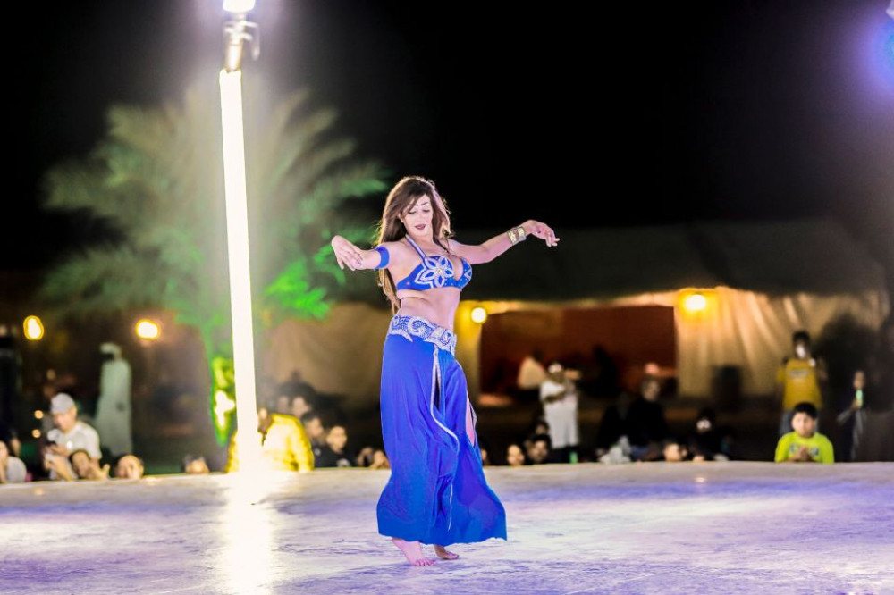 7-Hour Shared Desert Safari with BBQ Dinner - Dubai | Project Expedition