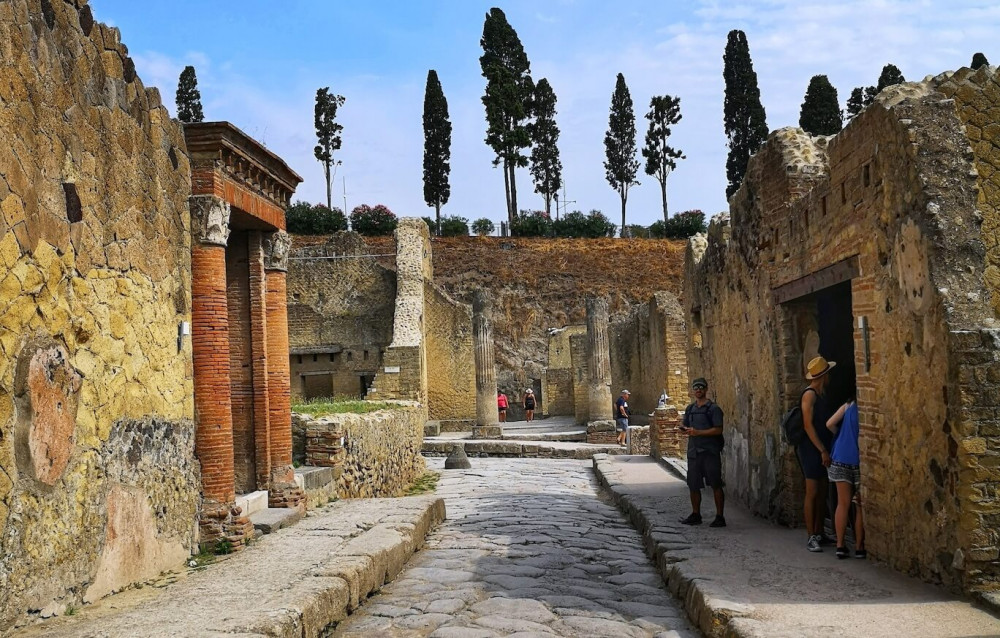 Private Pompeii and Herculaneum Tour by Car - Naples | Project Expedition