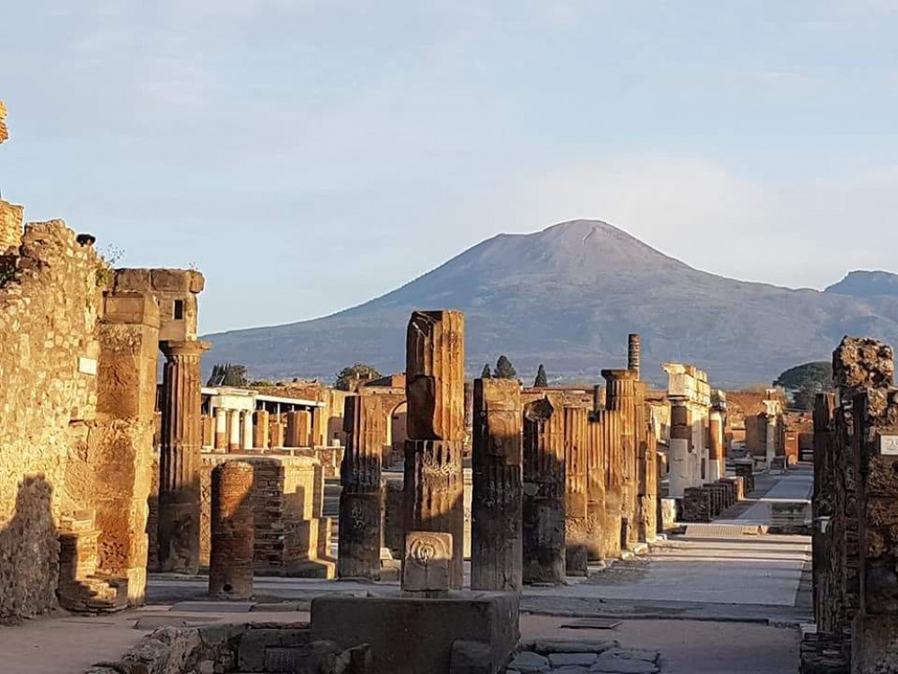 Full Day Pompeii and Amalfi Coast from Rome with an Archaeologist ...
