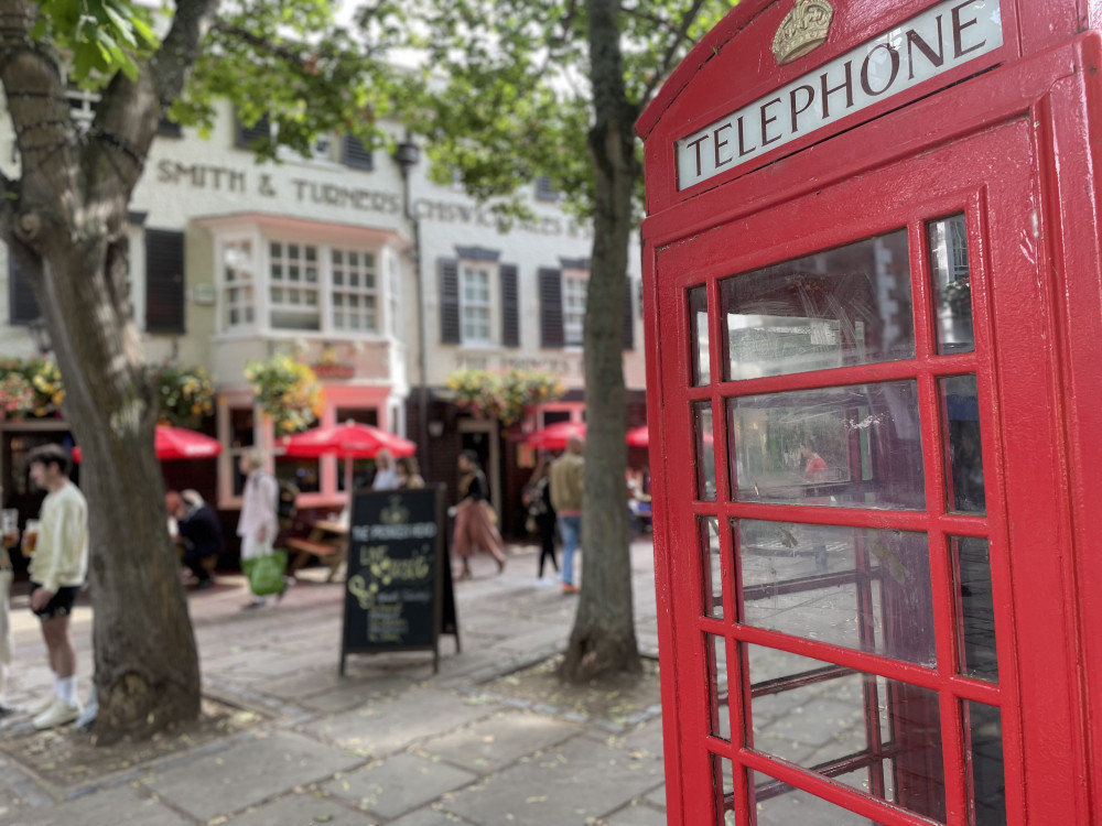 Ted Lasso Expert Guided Walking Tour - London | Project Expedition