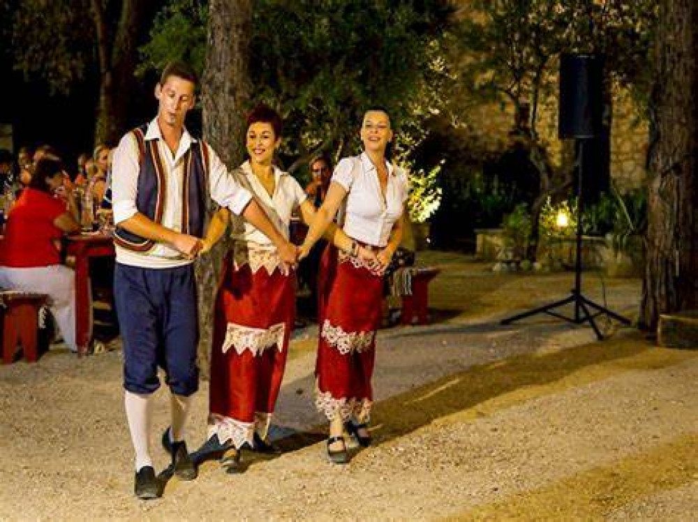 Zakynthian Greek Night - Zakynthos | Project Expedition