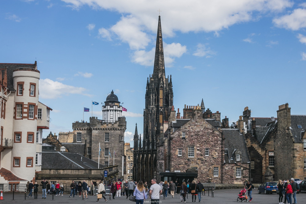 Secrets of the Royal Mile: Private 2.5-hour Walking Tour - Edinburgh ...