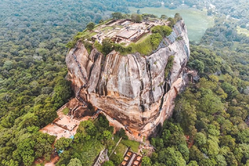 Sigiriya Rock Fortress And Cave Temples - Colombo | Project Expedition