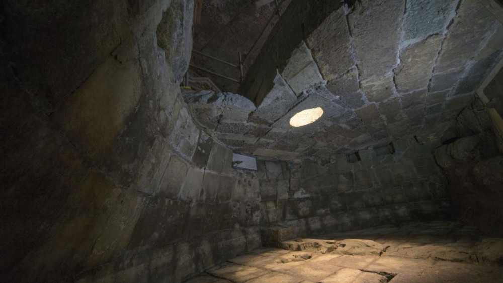 Gladiators & Saints: Colosseum Arena and St. Peter's Prison - Rome ...
