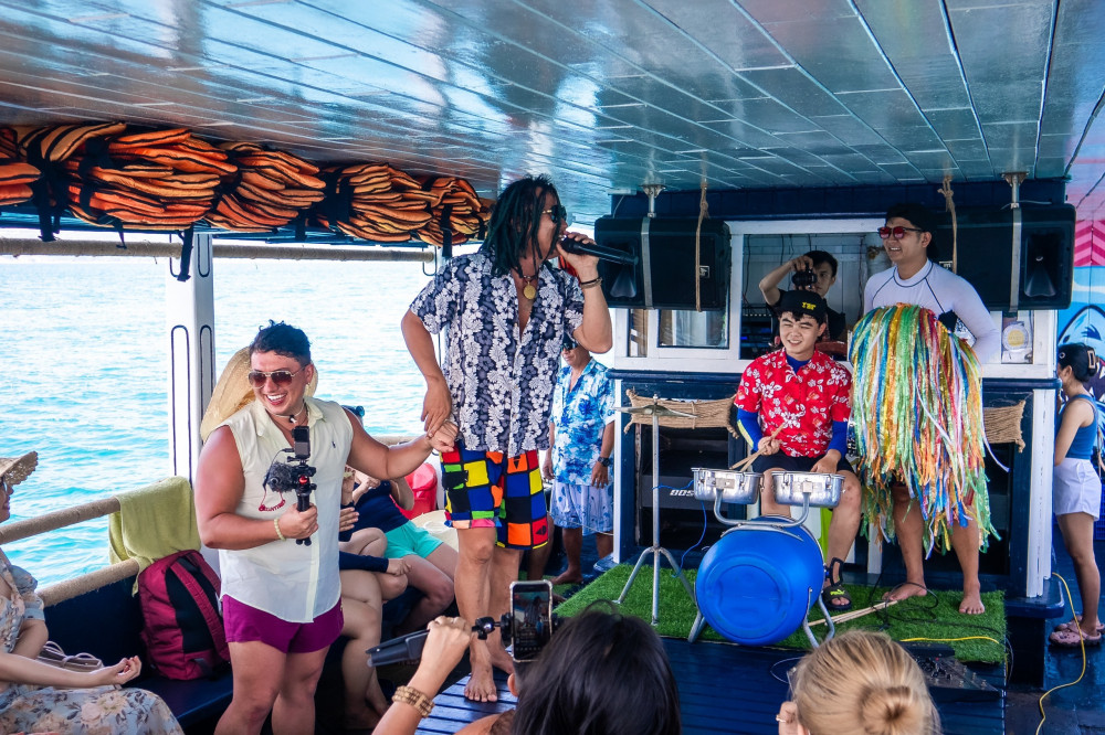 Nha Trang Happy Boat Trip Floating Bar Party - Nha Trang | Project ...