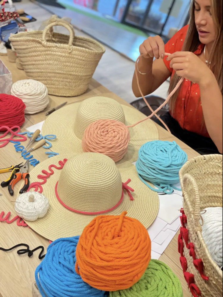 Design and Craft a Raffia Bag in Barcelona - Barcelona | Project Expedition