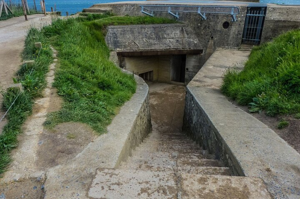 D-Day Landing Beaches Shore Excursion with Packed Lunch from Le Havre ...