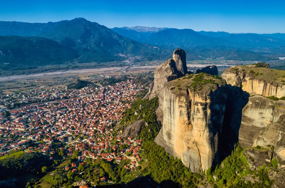 2 Day Trip to Meteora From Athens by Train or Bus - Athens | Project ...