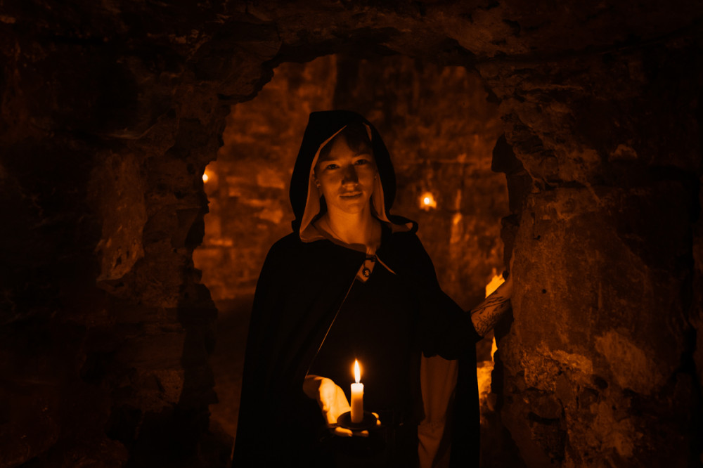 Small Group Multi-Sensory Underground Vaults & Graveyard Evening Tour ...