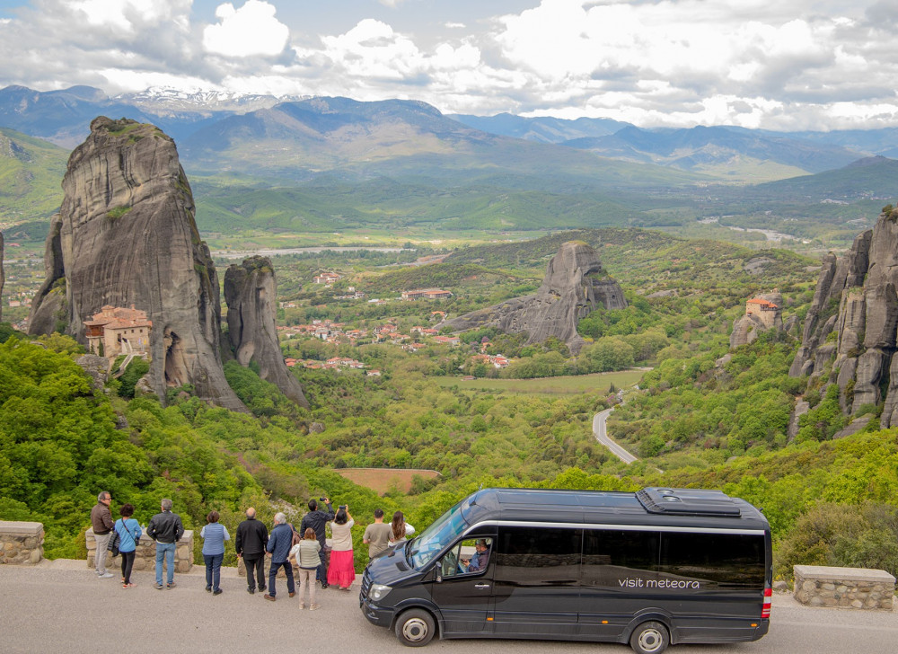 Meteora & Delphi 2 Days/1 Night Tour from Athens - Athens | Project ...