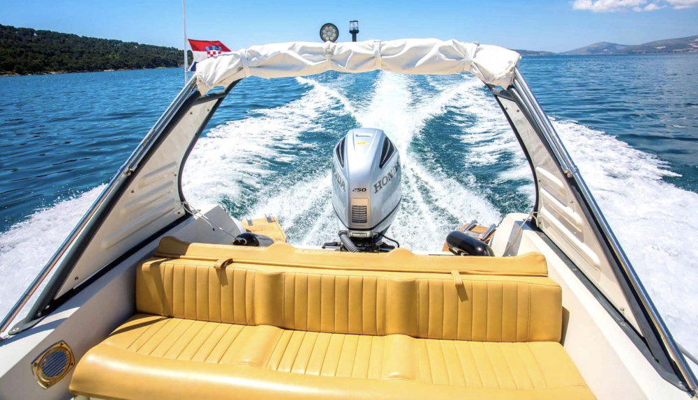 Private half day boat tour to Blue Lagoon - Split | Project Expedition