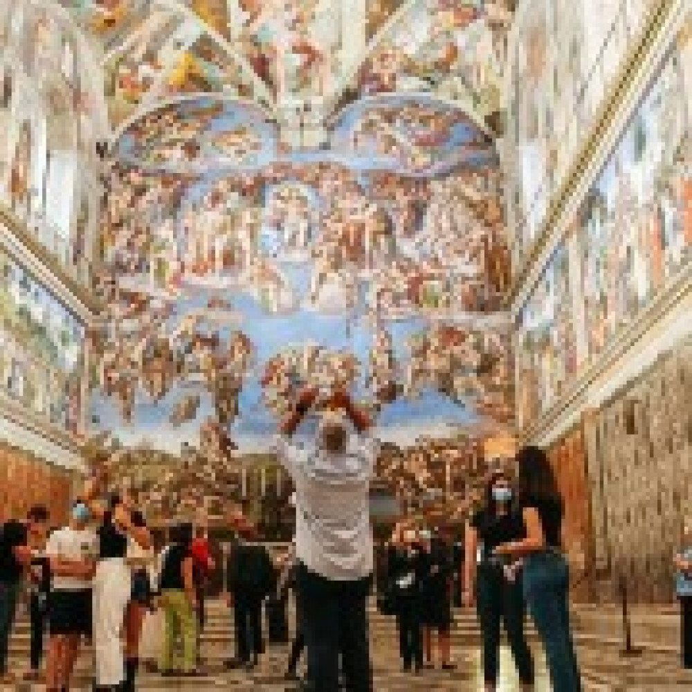 Vatican, Sistine Chapel & Basilica Tour with Self-led Dome Access ...
