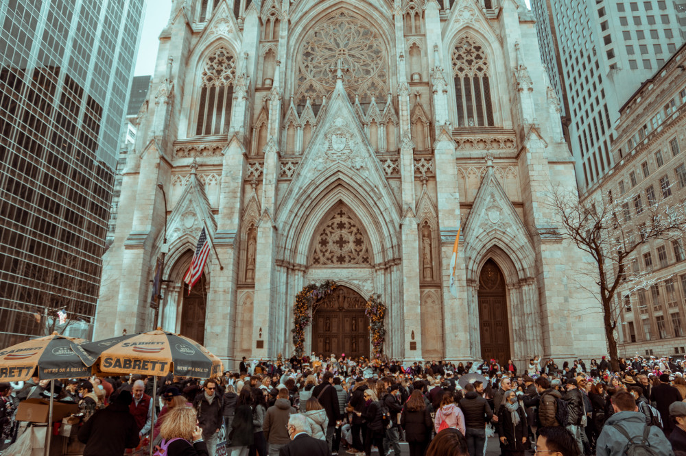 Discover NY Day Tour (Glass-Top Bus) - New York City | Project Expedition