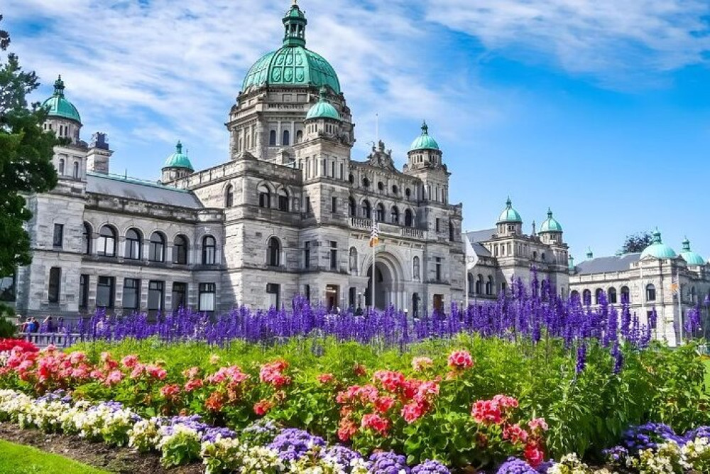 Best of Victoria and Butchart Gardens Day Tour from Vancouver ...