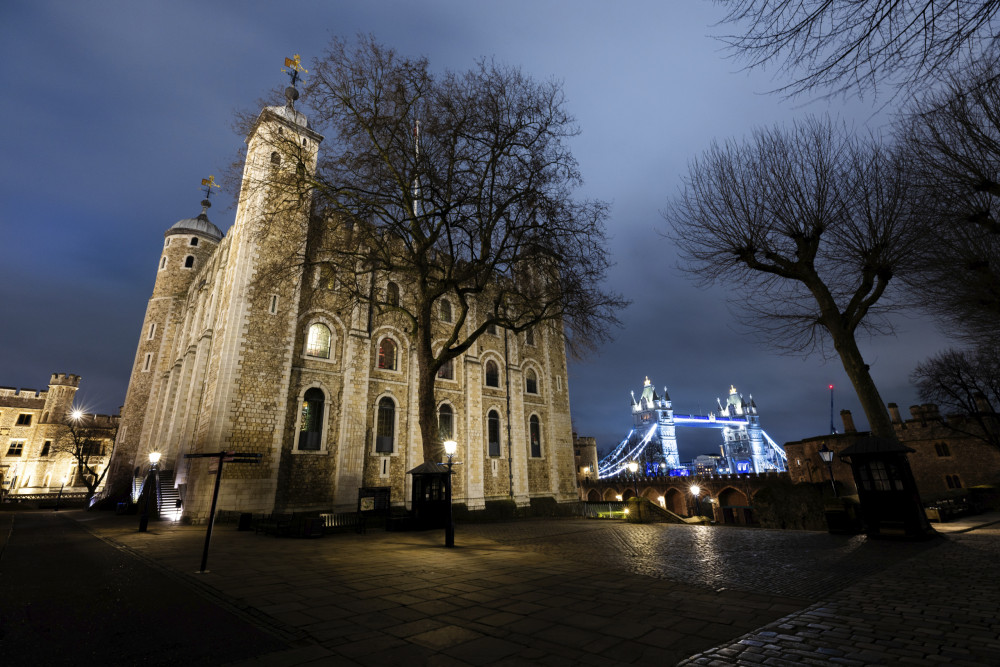 Tower of London Night Tour: After-Hours Access & Ceremony of the Keys ...
