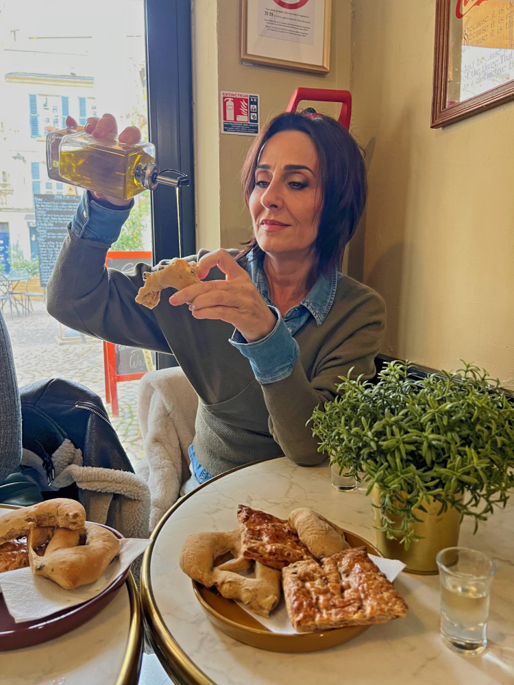 Avignon Walking Food Tour - Eat, Learn and have fun with a Local ...