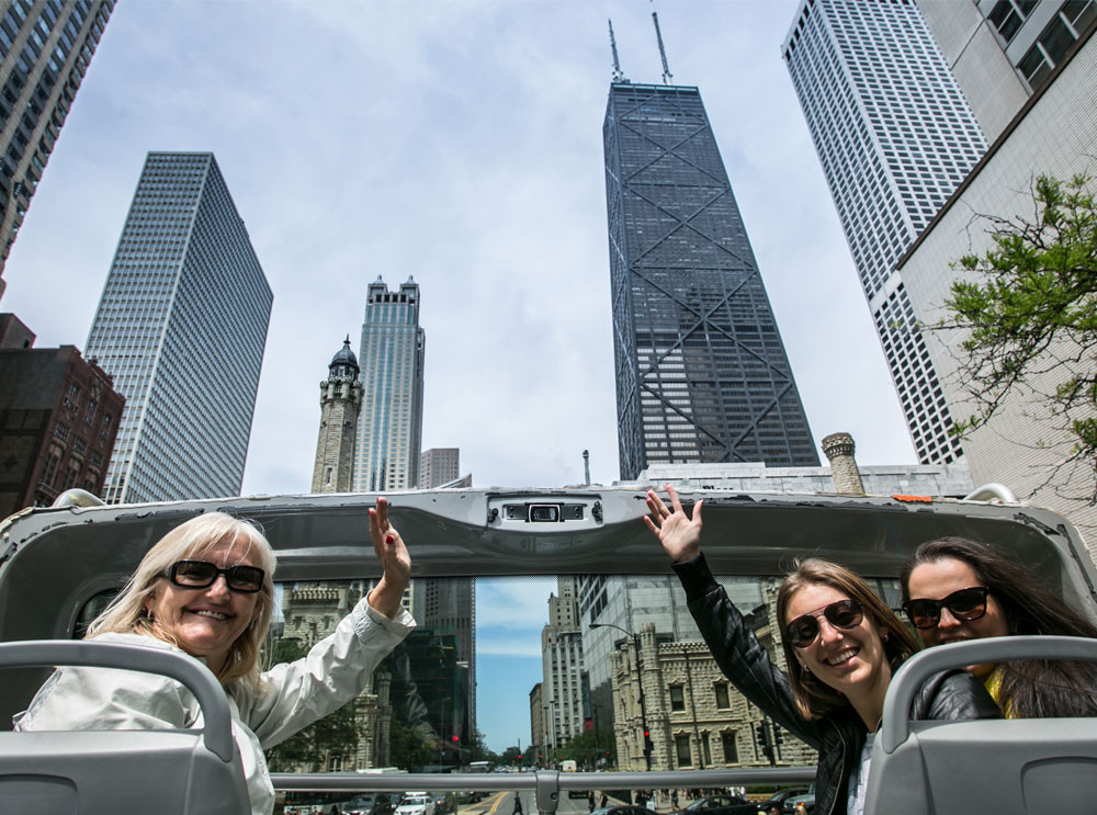 Big Bus Chicago: 48-Hour Hop-On Hop-Off Bus Tour and Digital Walking ...