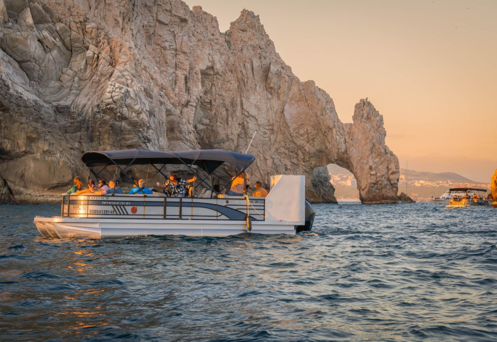 Luxury Boat Trip, El Arco the world famous - Cabo San Lucas | Project ...