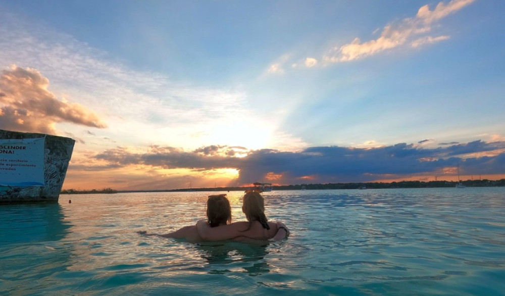 Sunset SUP Tour - Bacalar | Project Expedition