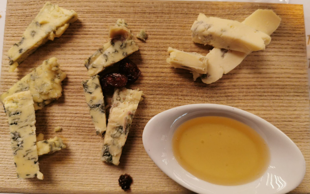 Italian Cheese and Wine Tasting in Rome - Rome | Project Expedition