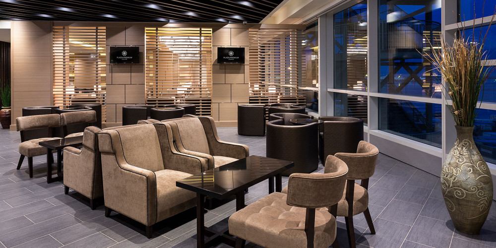 Vancouver International Airport (YVR) Plaza Premium Lounge - Vancouver ...