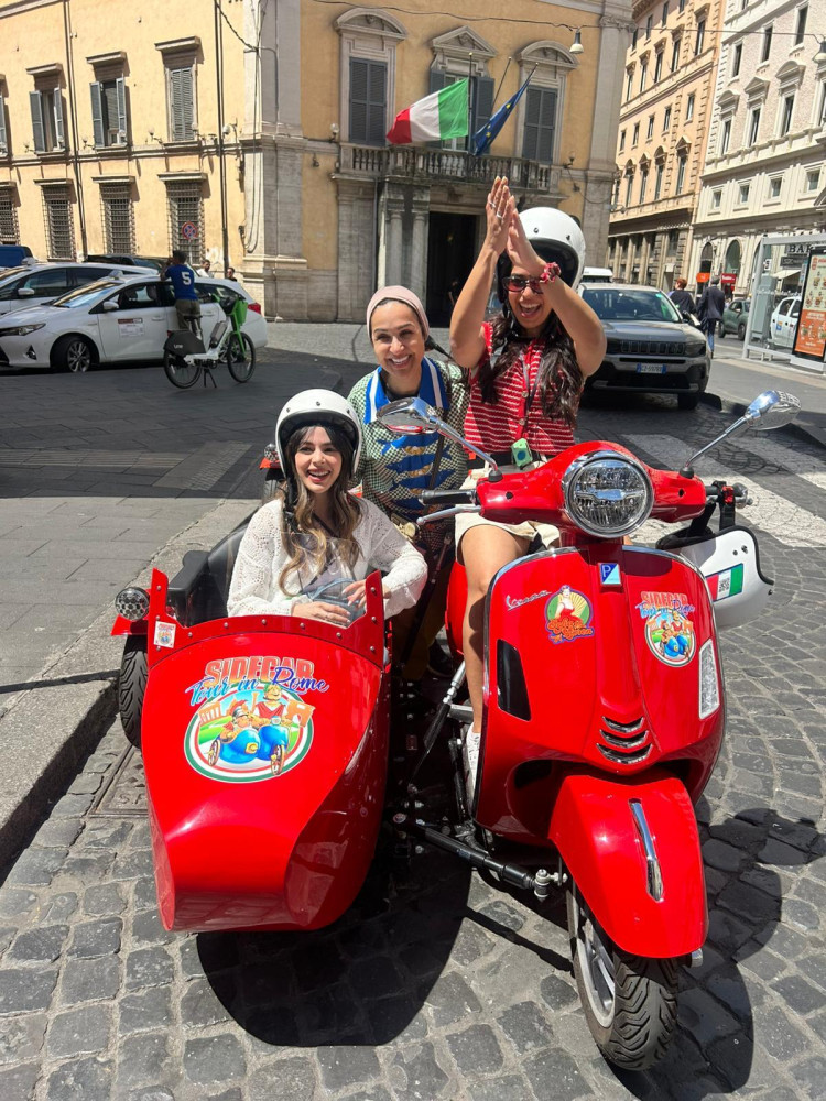 Rome in Vespa 90 min Vespa Sidecar PrivateTour with Gelato - Rome ...