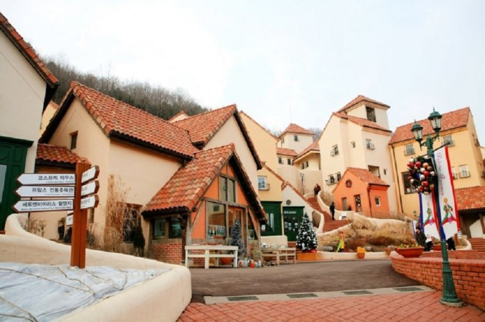 Garden of Morning calm + Nami Island + Petite France - Seoul | Project ...