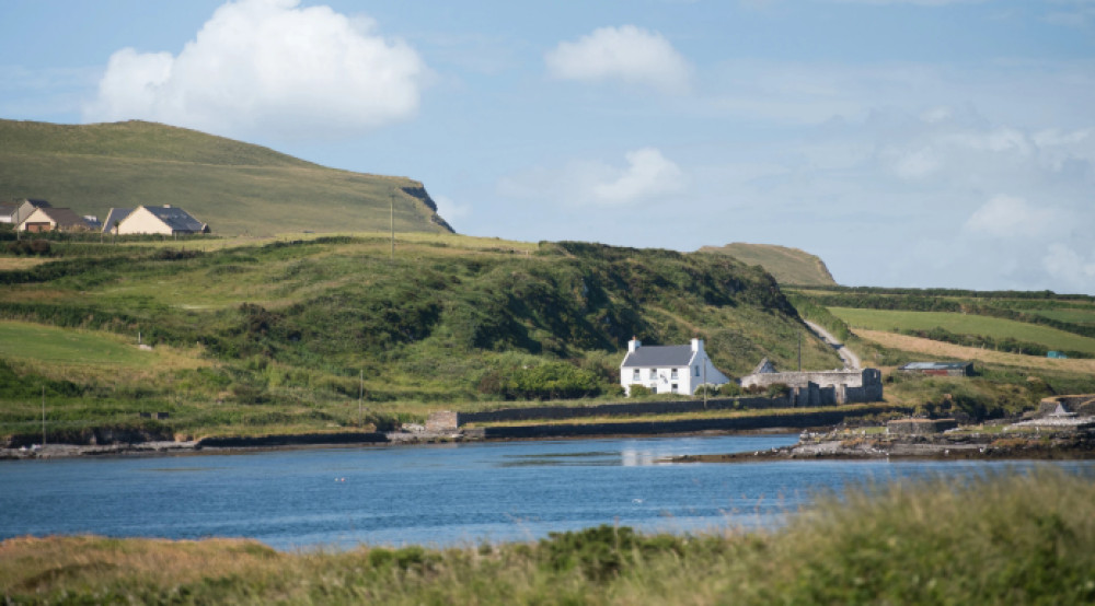 Roaming the Ring of Kerry Portmagee & Skellig Ring - Killarney ...