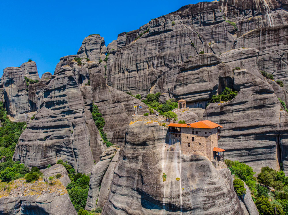 "Meteora Highlights: A Journey Among the Sky-High Monasteries" - Athens ...