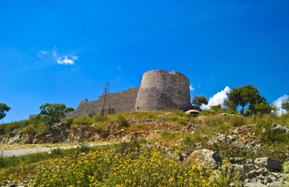 Saranda: Best Attractions – The Blue Eye and Lekuresi Castle - My Tour ...