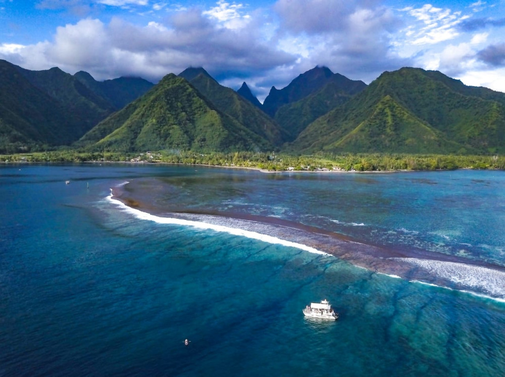 Teahupo'o Sightseeing Tour From Land and Sea - Teahupoʻo | Project ...