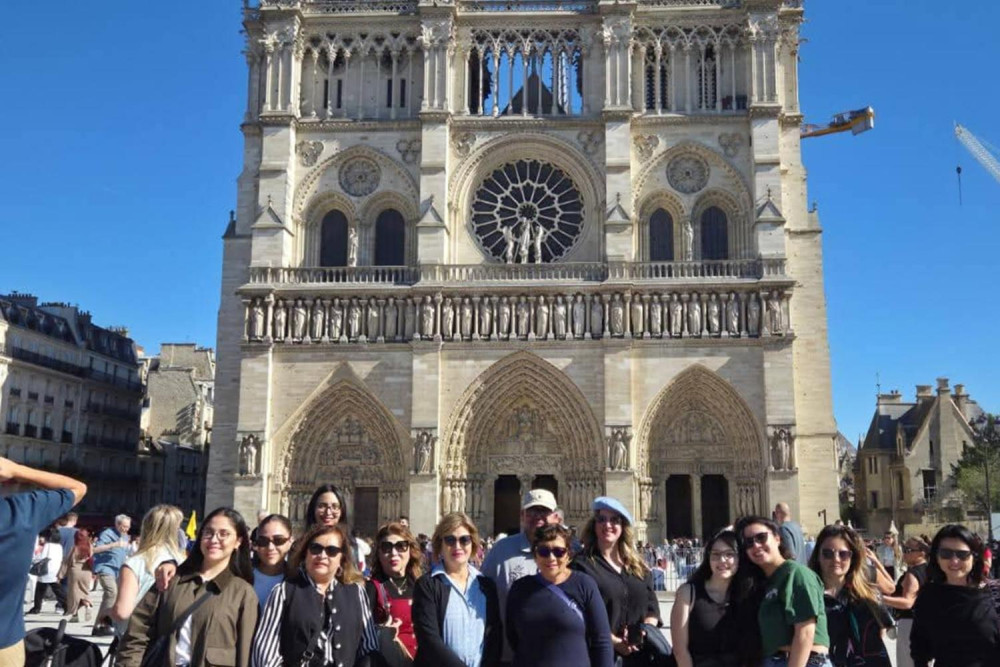 Small Group Notre Dame Exterior Guided Tour - Paris | Project Expedition