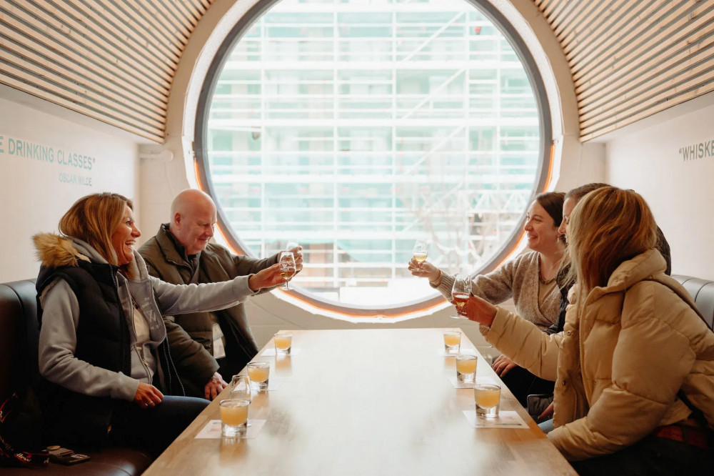 Dublin in a Day: Book of Kells, Guinness Brewery, Distillery & Castle ...